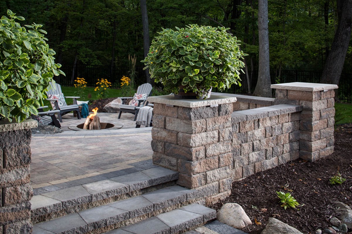 Belgard Highland Stone® Retaining Wall Brickworks Supply