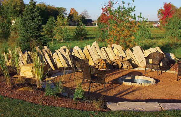 Halquist Lannon Stone Outcropping | Brickworks Supply