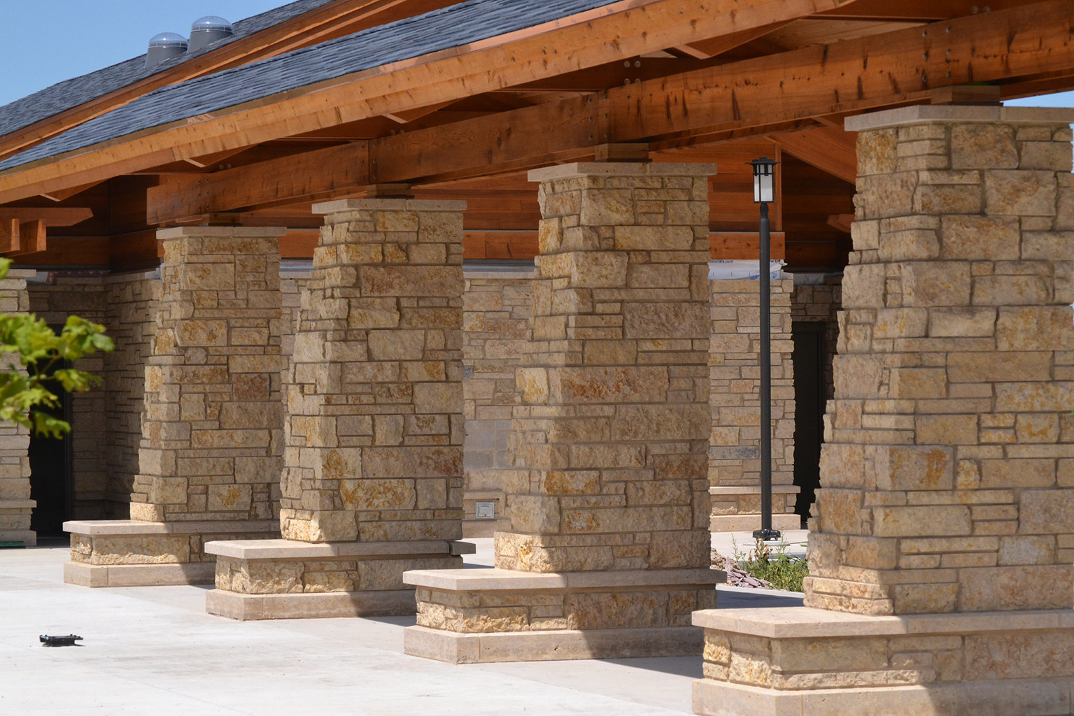 Mountain Bluff Sawn | Brickworks Supply