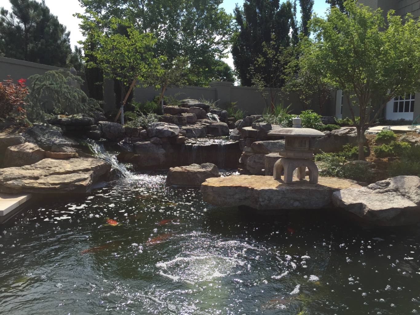 Weathered Rhyolite Bldrs & Ledge | Brickworks Supply