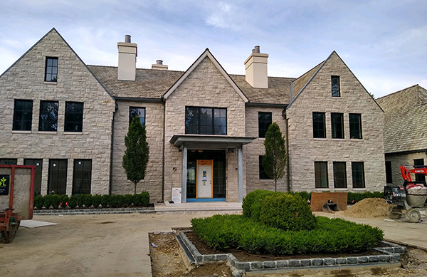 Halquist Silver Cobblefield Stone | Brickworks Supply