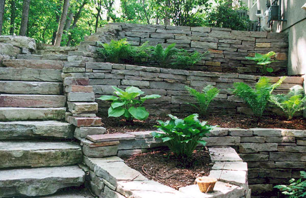 Halquist Chilton Wallstone | Brickworks Supply