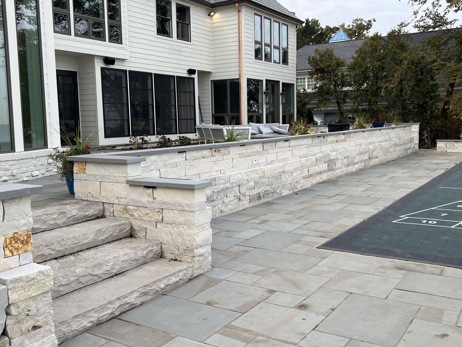 Summerset Outdoor Kitchen | Brickworks Supply