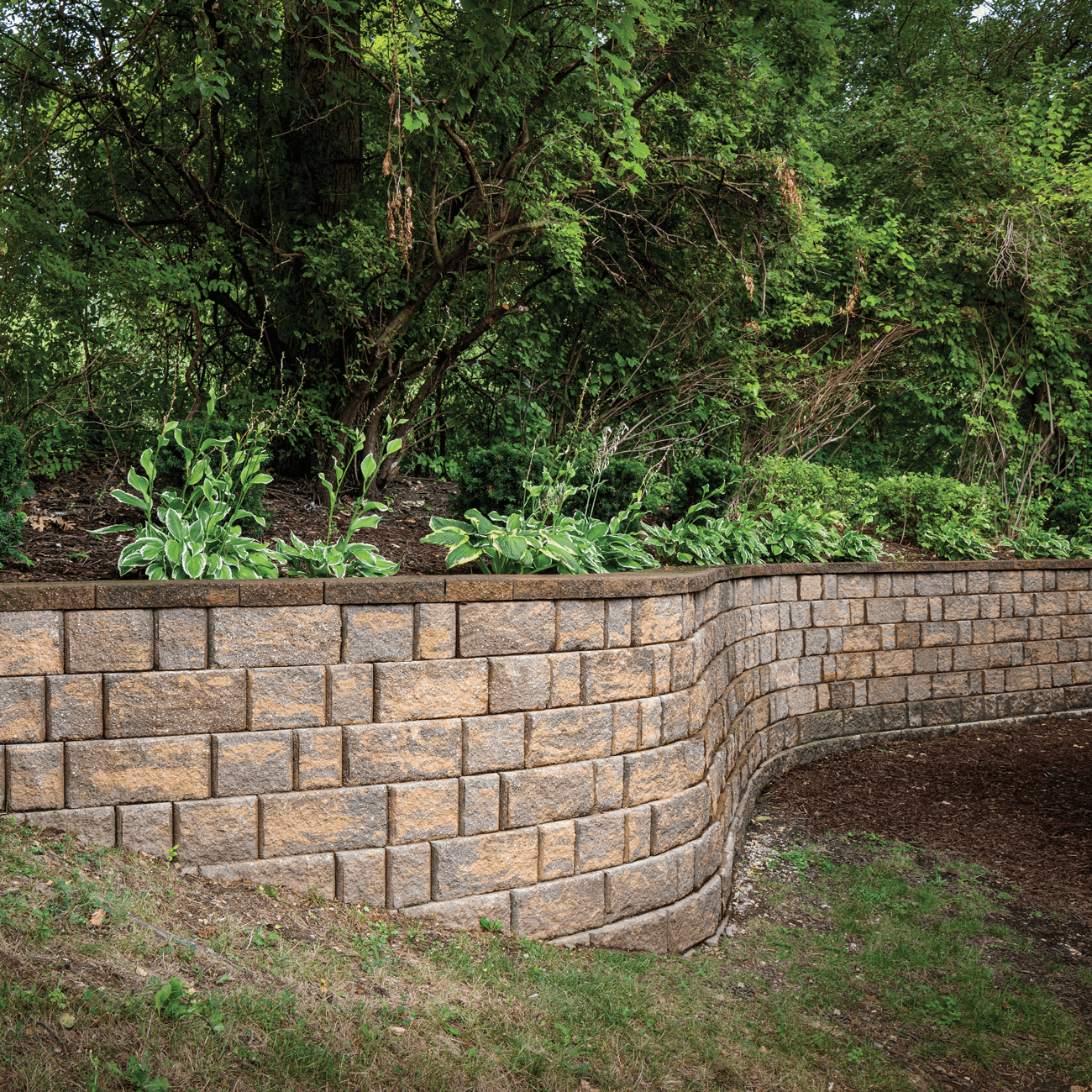 Diamond Pro Stone Cut® Retaining Wall | Brickworks Supply