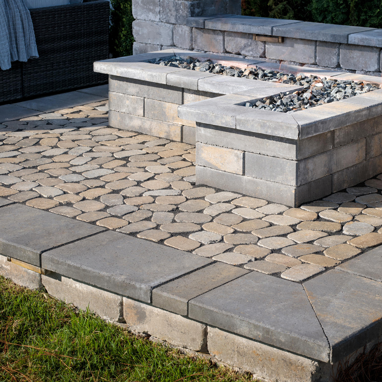 Belgard Cobble Moonlight Pavers | Brickworks Supply