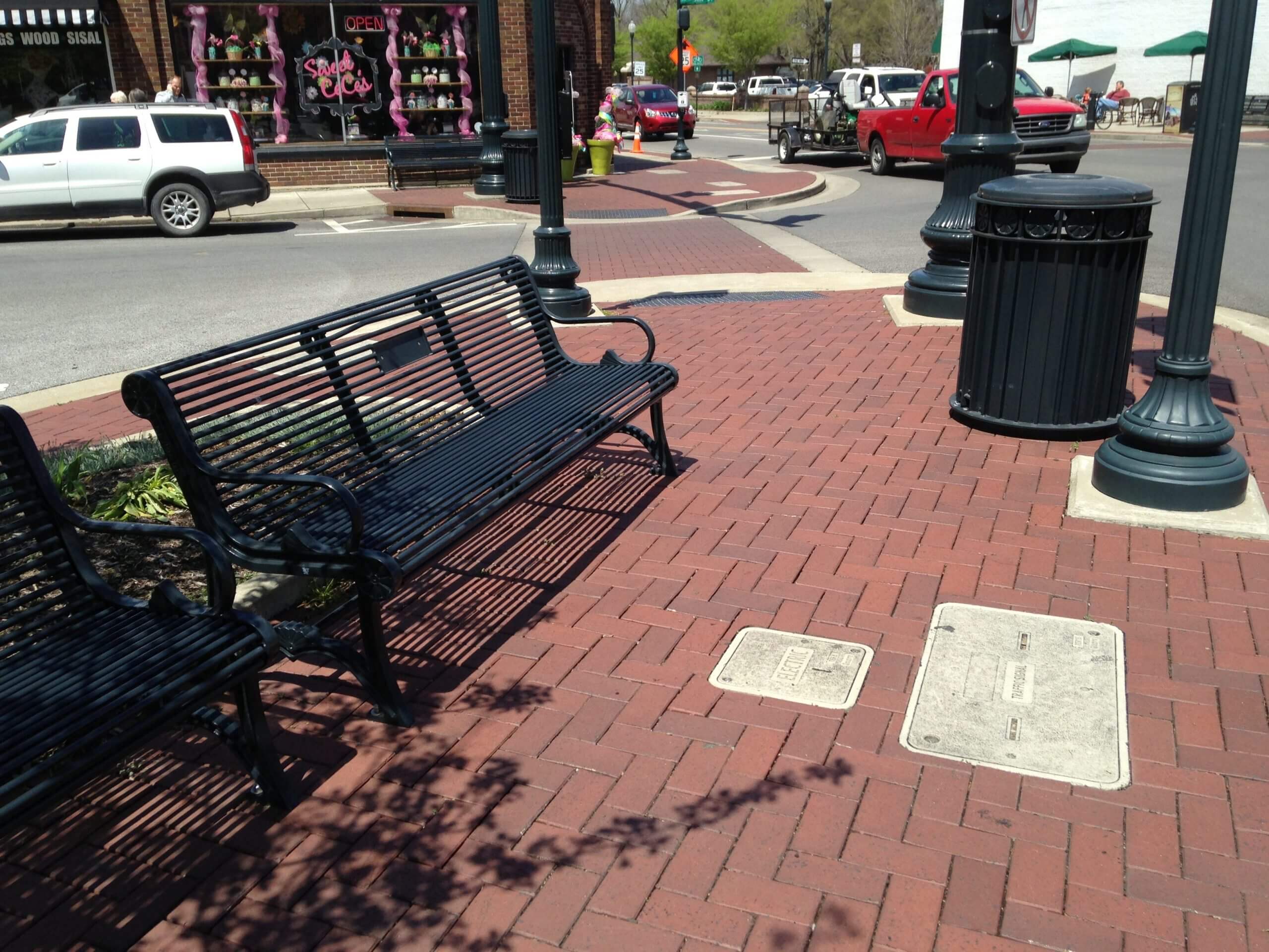 Pine Hall English Edge Red Paver | Brickworks Supply