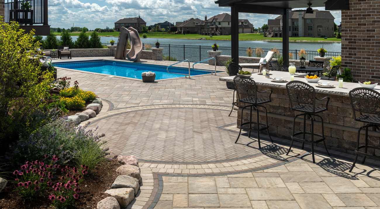 Beacon Hill Flagstone Bavarian Blend Paver | Brickworks Supply
