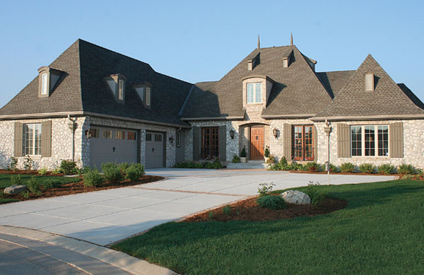 Halquist Lisbon Natural Stone | Brickworks Supply