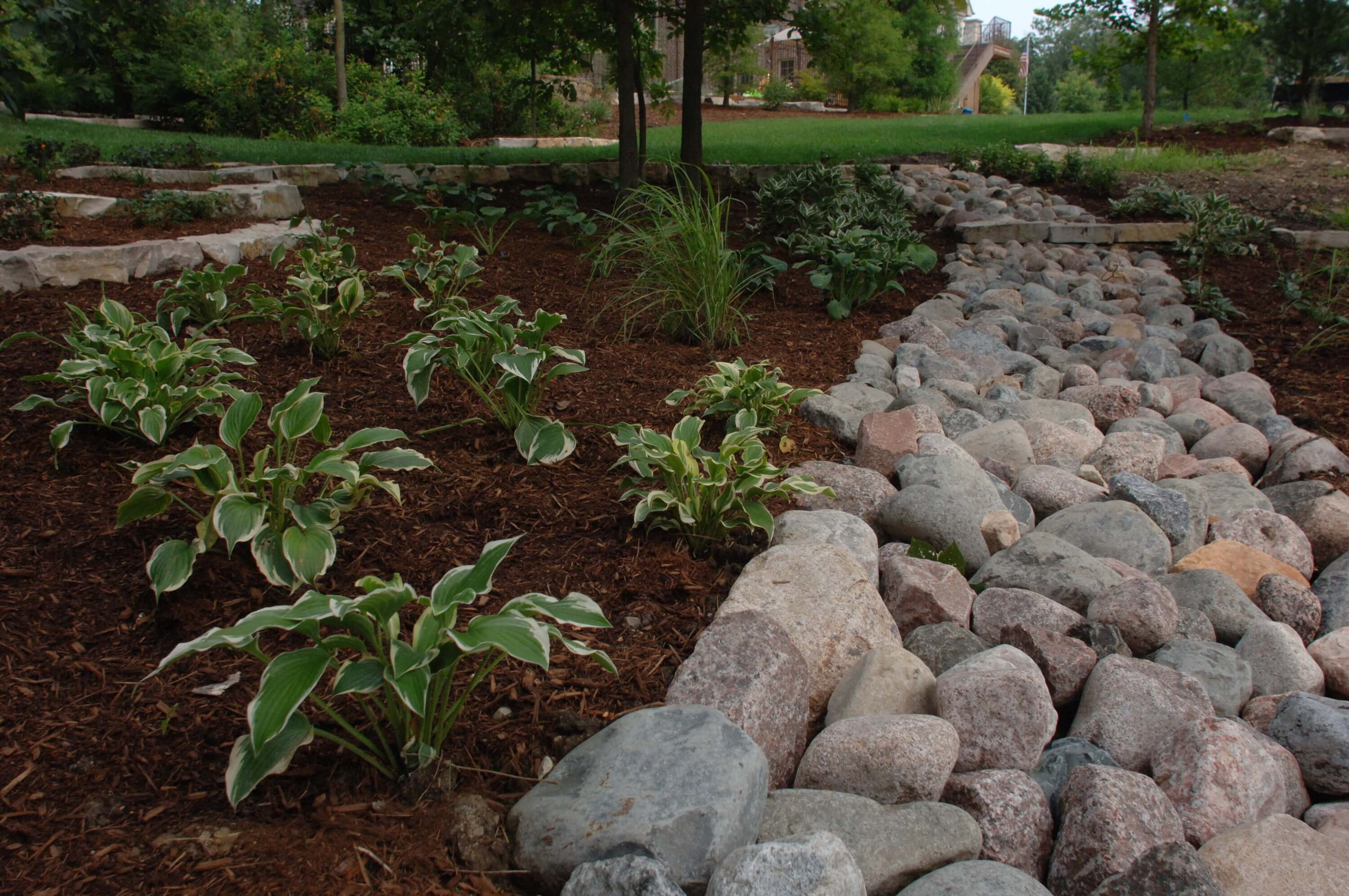 Eden Natural Granite Boulders | Brickworks Supply