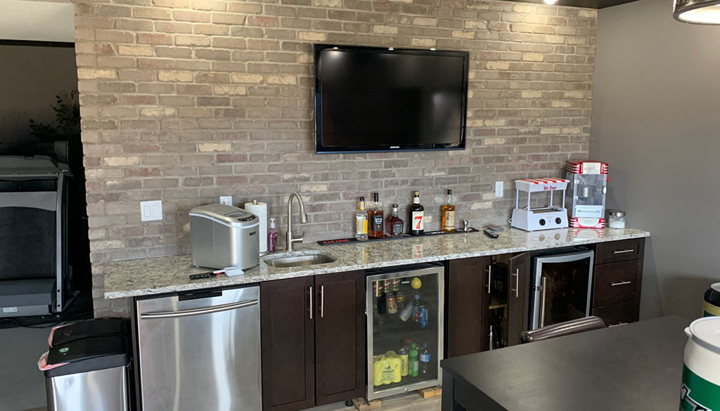Leos Pub Brick: Gray Thin Brick | Brickworks Supply
